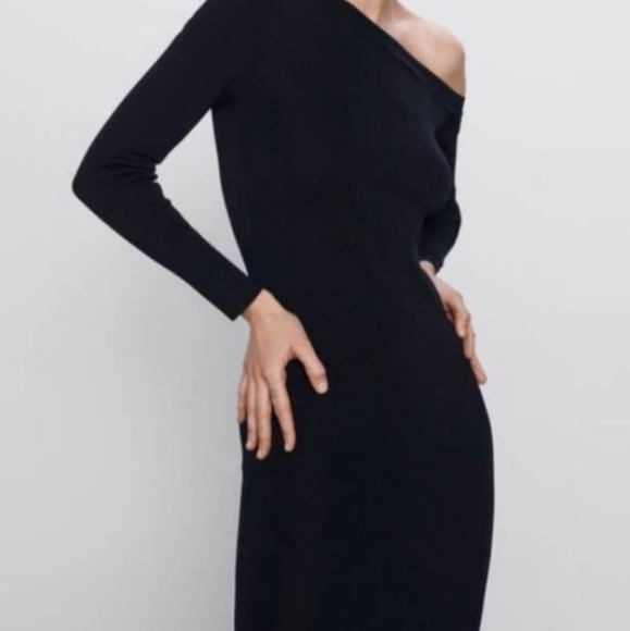 Zara | Dresses | Zara One Shoulder Long Sleeve Bodycon Midi Dress In A ...